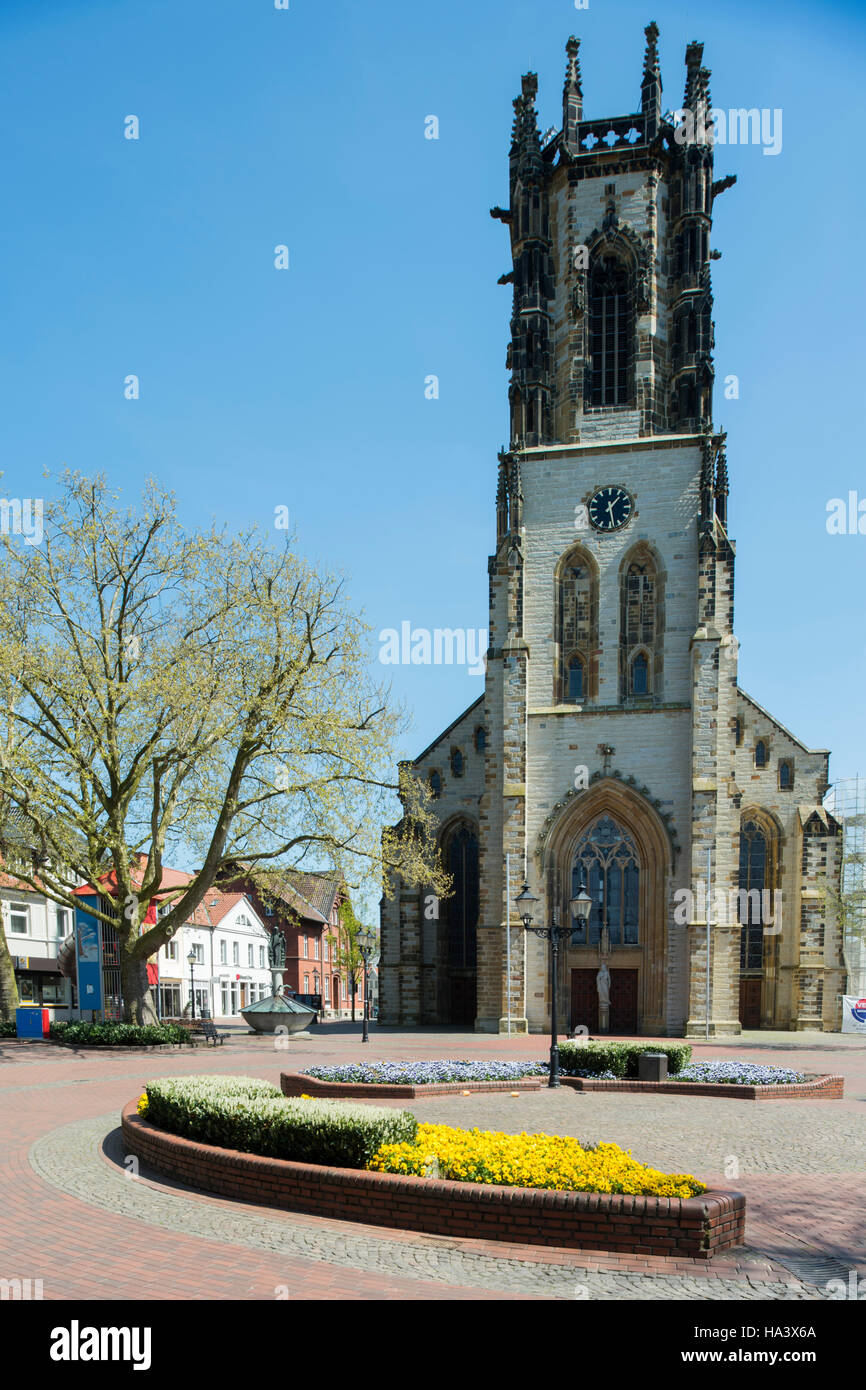 Deutschland, Nordrhein-Westfalen, Kreis Warendorf, Oelde, katholische ...