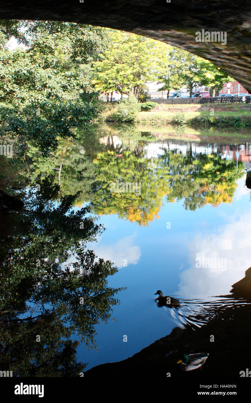 The River Derwent under The A34 bridge, derby, derbyshire Stock Photo ...