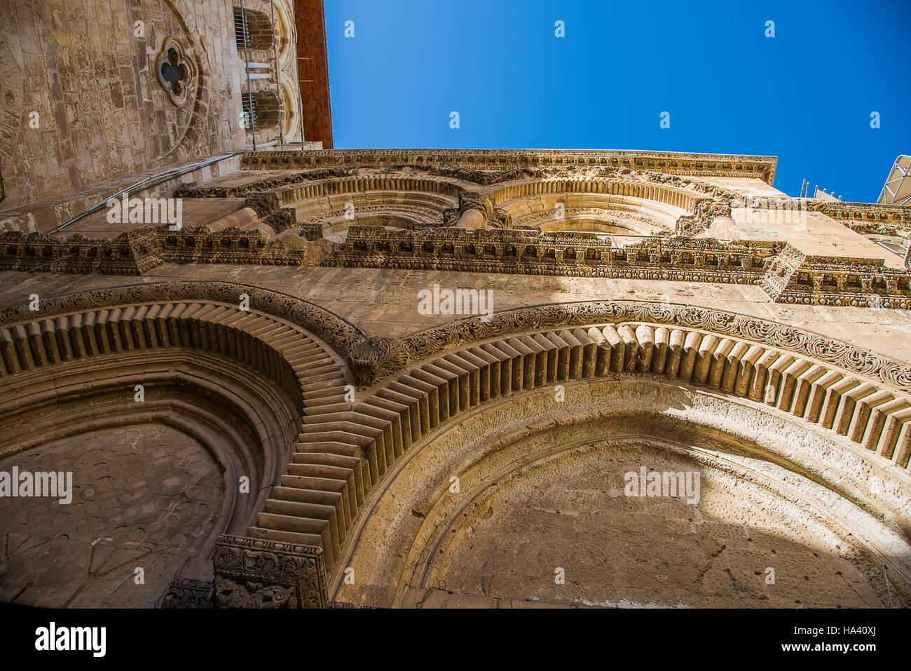 Byzantine facade and Immovable Ladder of Holy Sepulchre Church ...