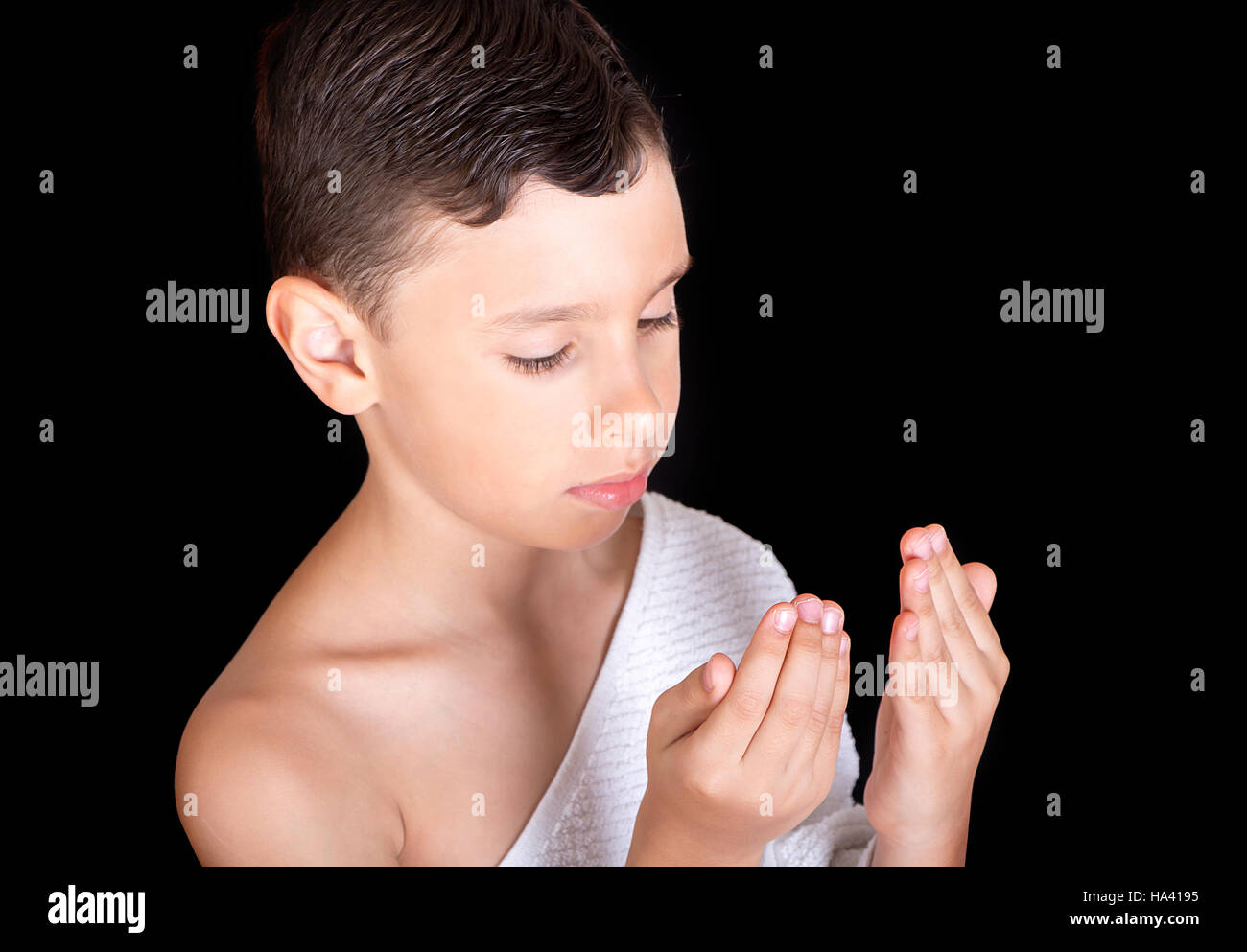 Cute Muslim Kid During Hajj or Umra Stock Photo - Alamy