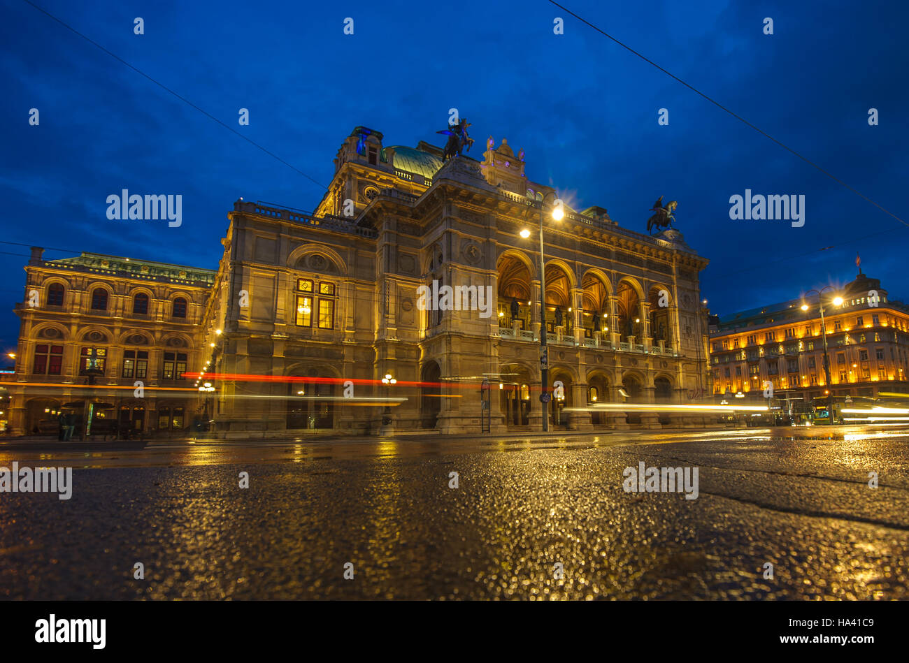 Vienna State Opera House at night, Austria Stock Photo - Alamy