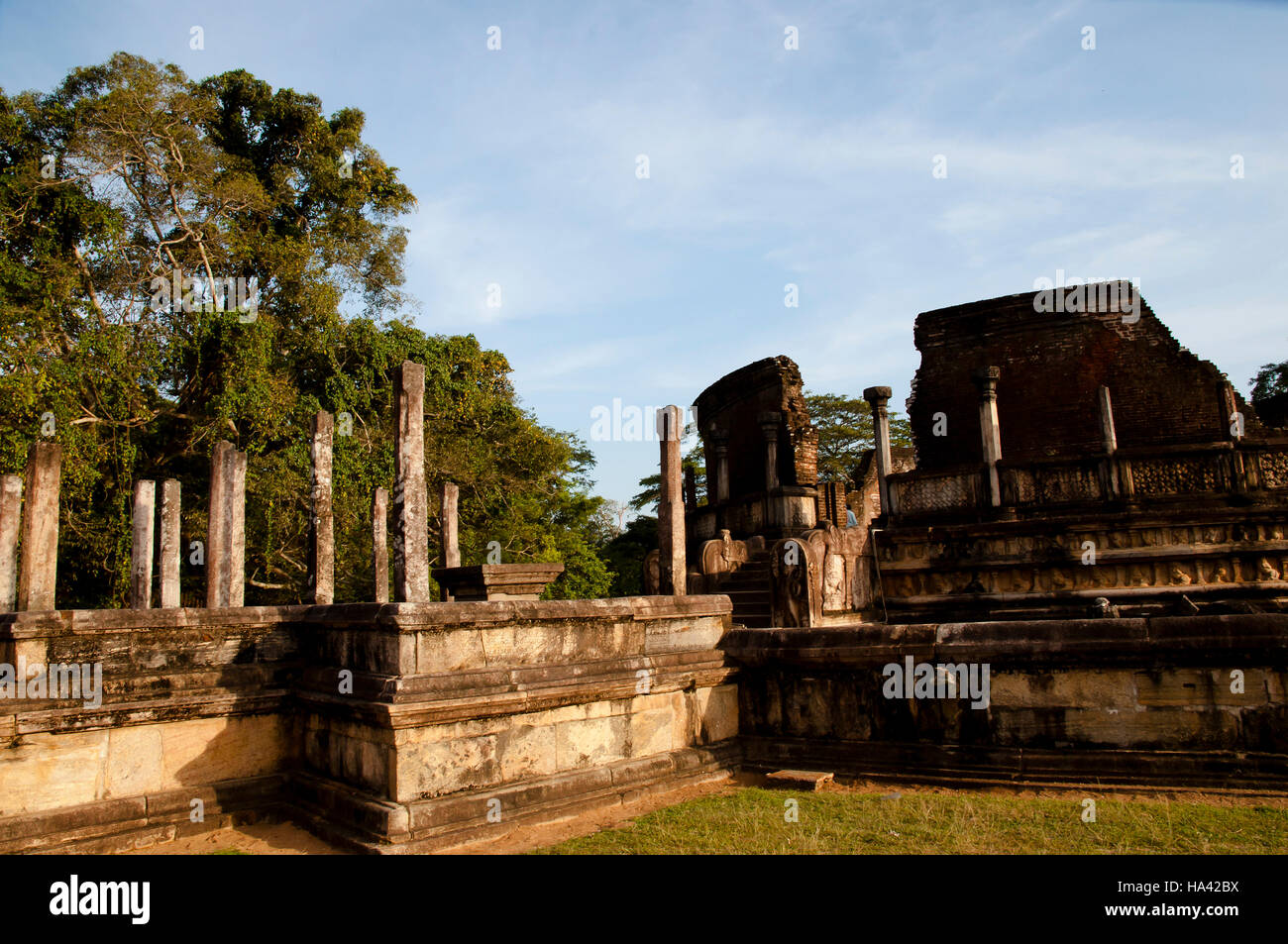 The ancient city of sri lanka hi-res stock photography and images - Alamy