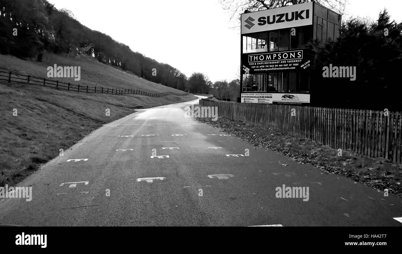 Scarborough Oliver's Mount Motor Cycle Racing Starting Grid Stock Photo ...