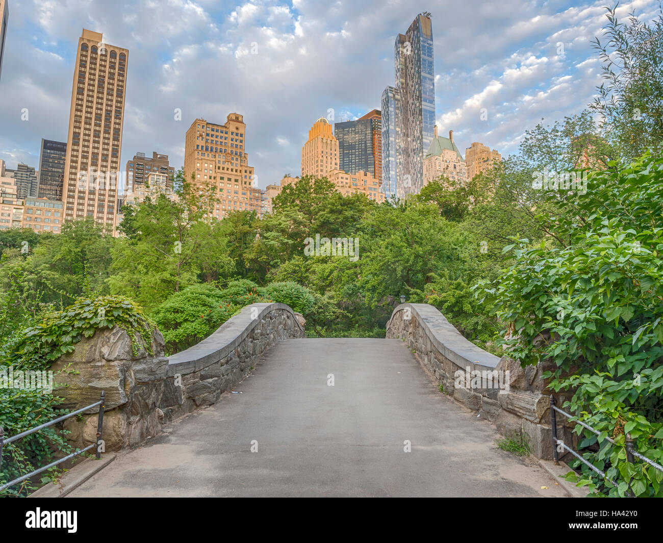 Gapstow Bridge is one of the icons of Central Park, Manhattan in New ...