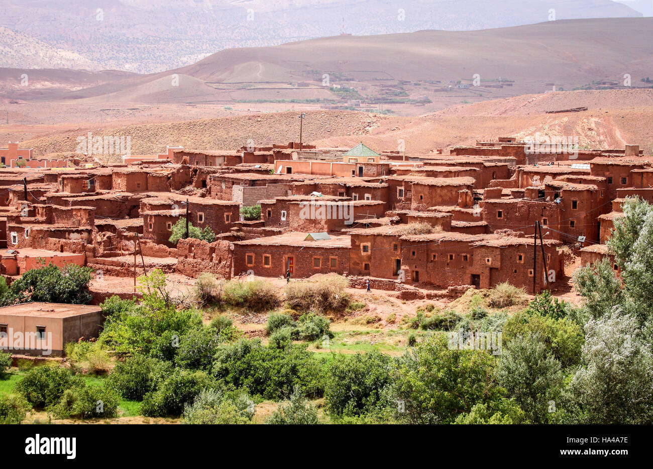Small arab village hi-res stock photography and images - Alamy