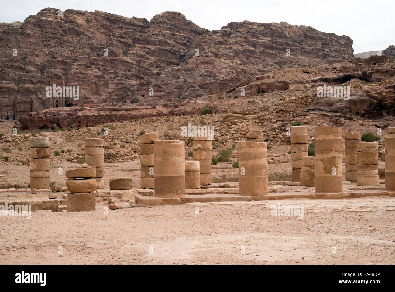 Great temple petra jordan hi-res stock photography and images - Alamy