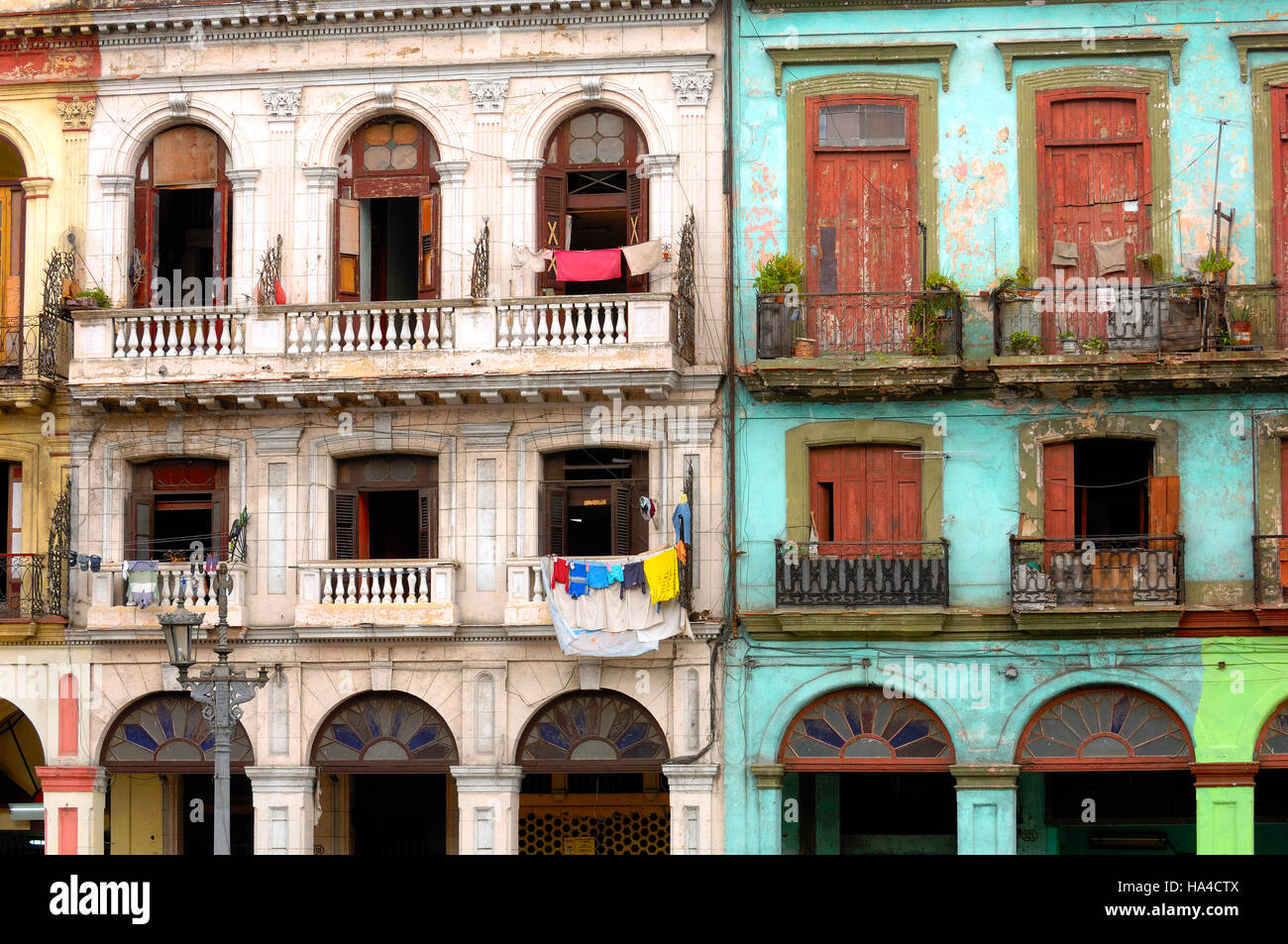 Cuban people and architecture,Havana, Cuba, Caribbean Stock Photo - Alamy