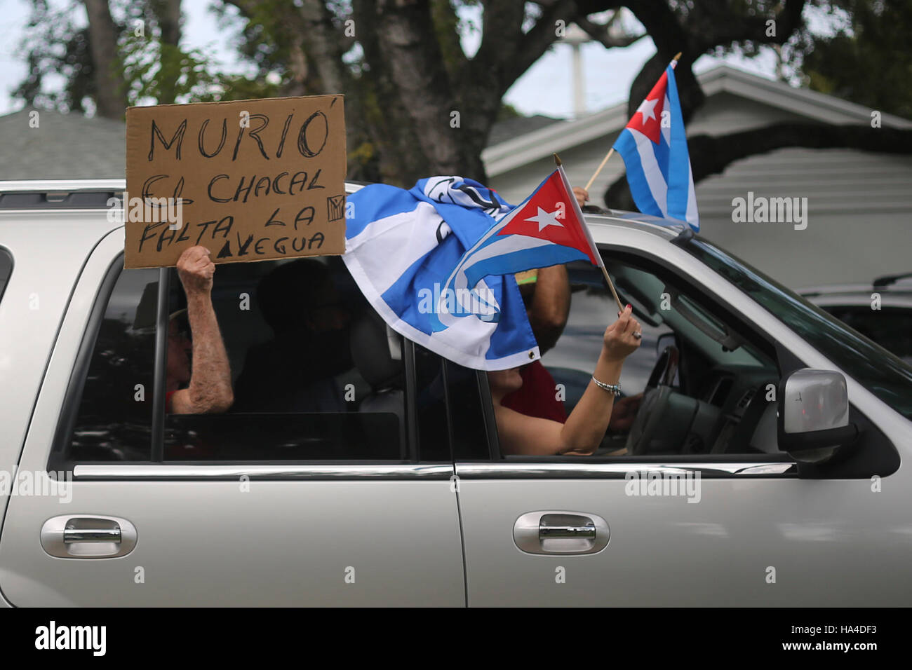 Miami, Florida, USA. 26th Nov, 2016. People celebrate death of cuban ...