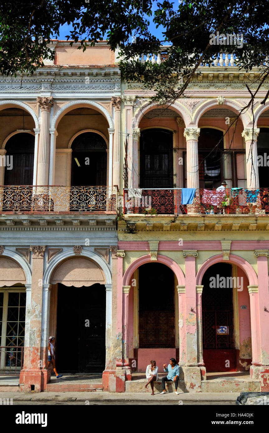 Cuban people and architecture,Havana, Cuba, Caribbean Stock Photo - Alamy