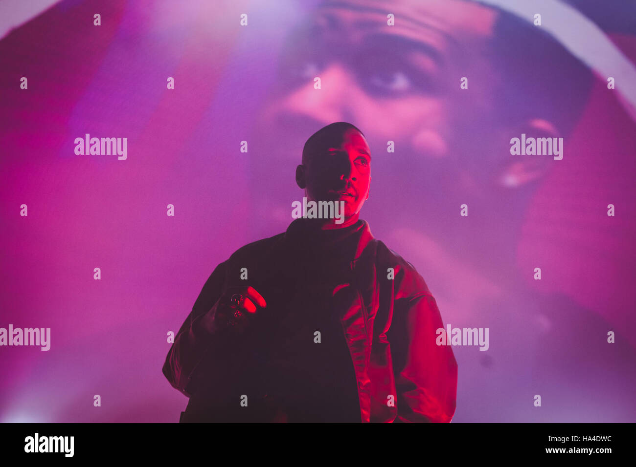 Mc rage of chase and status hi-res stock photography and images - Alamy