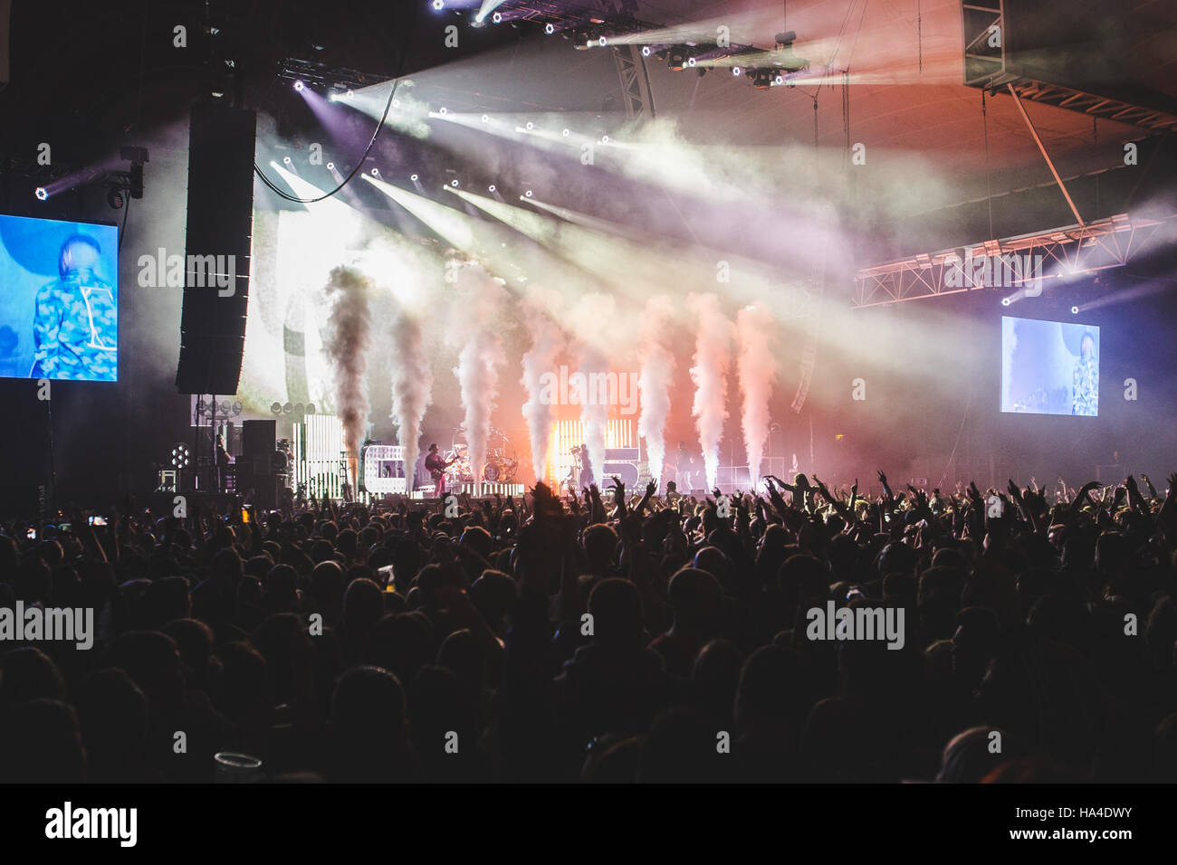 Saul milton of chase and status hi-res stock photography and images - Alamy
