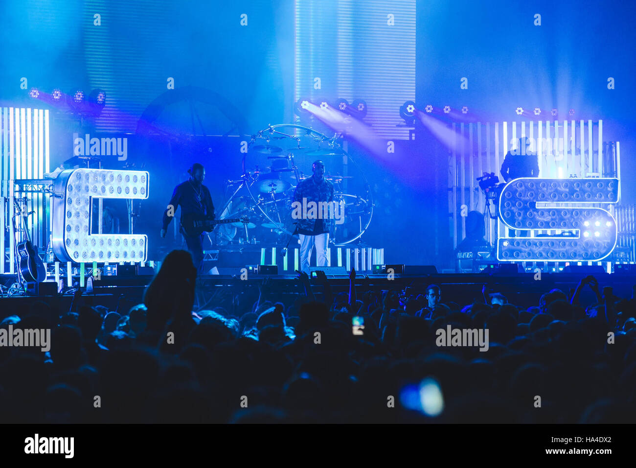 Saul milton of chase and status hi-res stock photography and images - Alamy