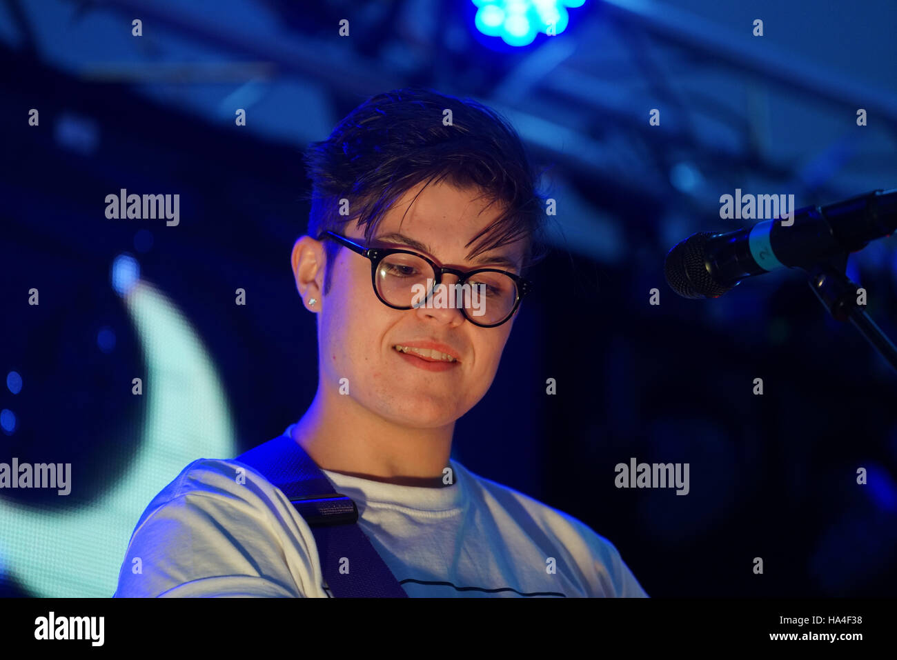 Charlie moss hi-res stock photography and images - Alamy