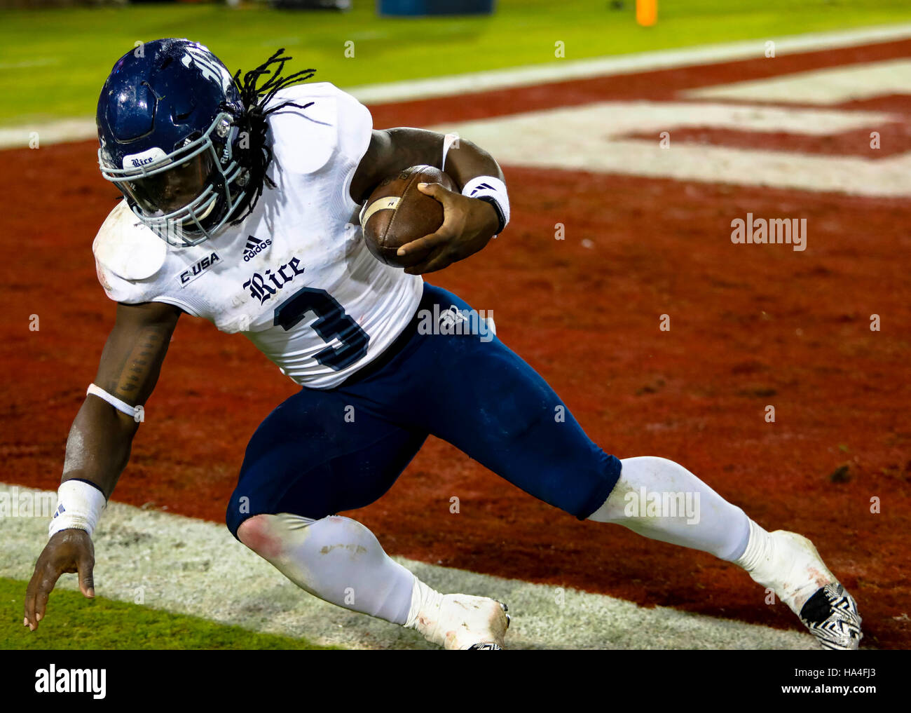 Palo Alto, California, USA. 26th Nov, 2016. Rice Running Back Jowan ...