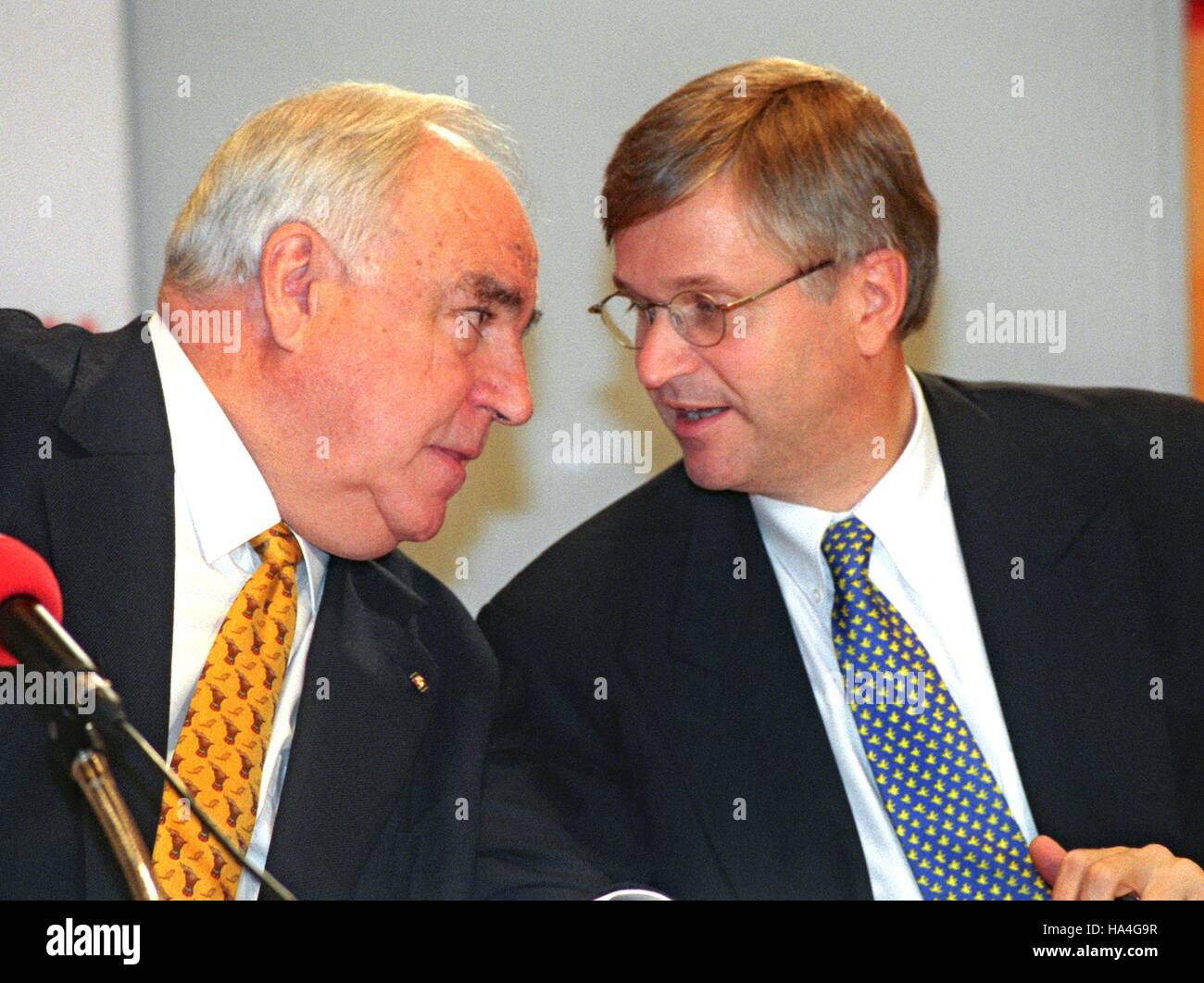 ARCHIVE - An achive image dated 21 September 1998 shows the at-the-time ...