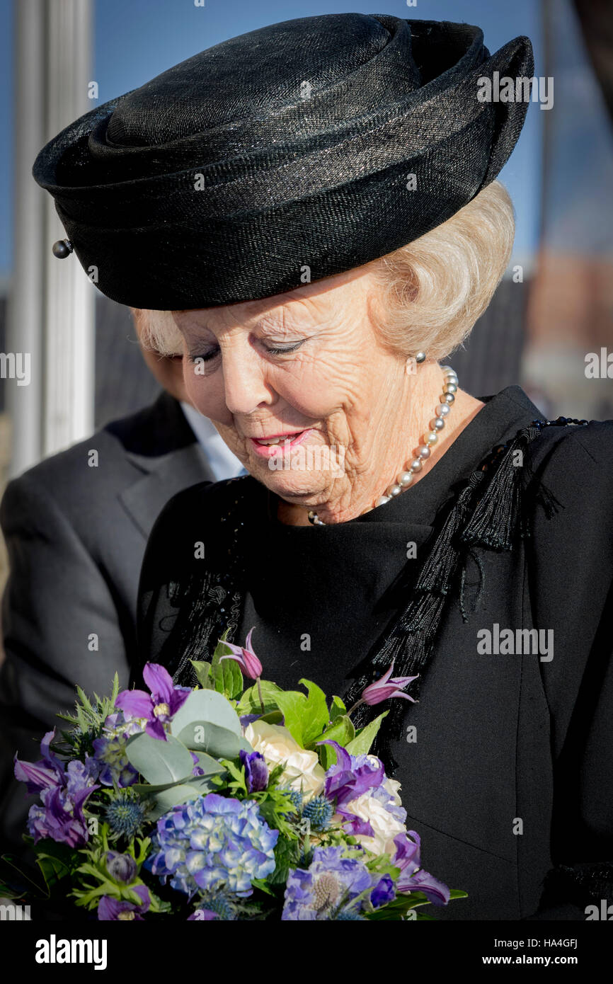 Amsterdam, The Netherlands. 25th Nov, 2016. Princess Beatrix of The ...