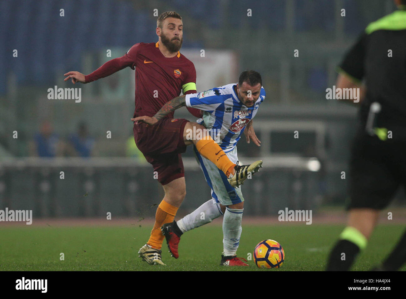 Olympic Stadium, Rome, Italy. 27th Nov, 2016. Serie A Football. Roma ...