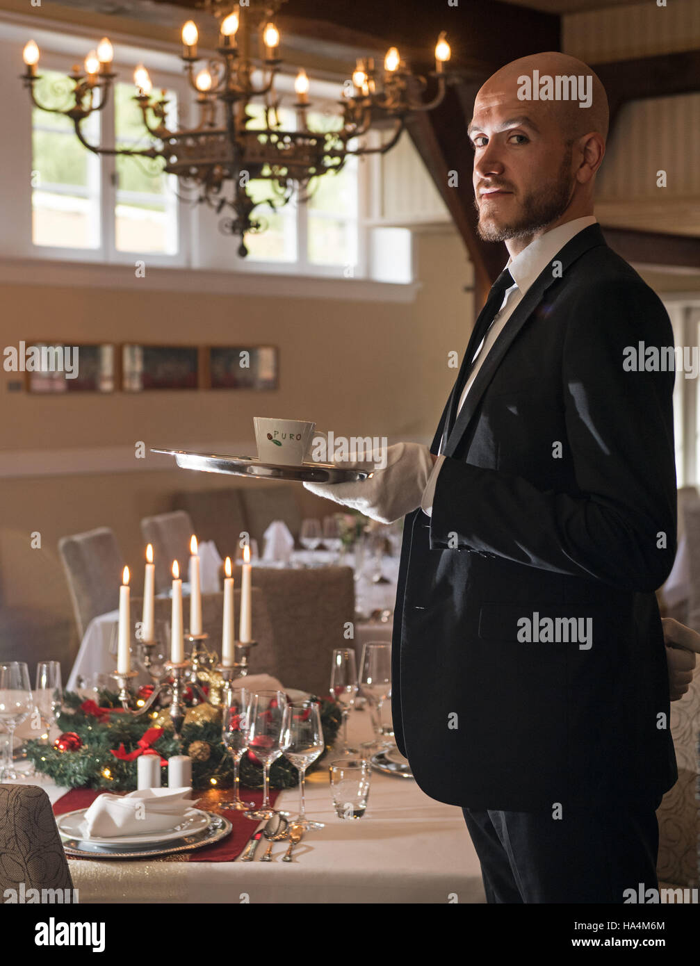 Stade, Germany. 25th Oct, 2016. The student of the German school for ...
