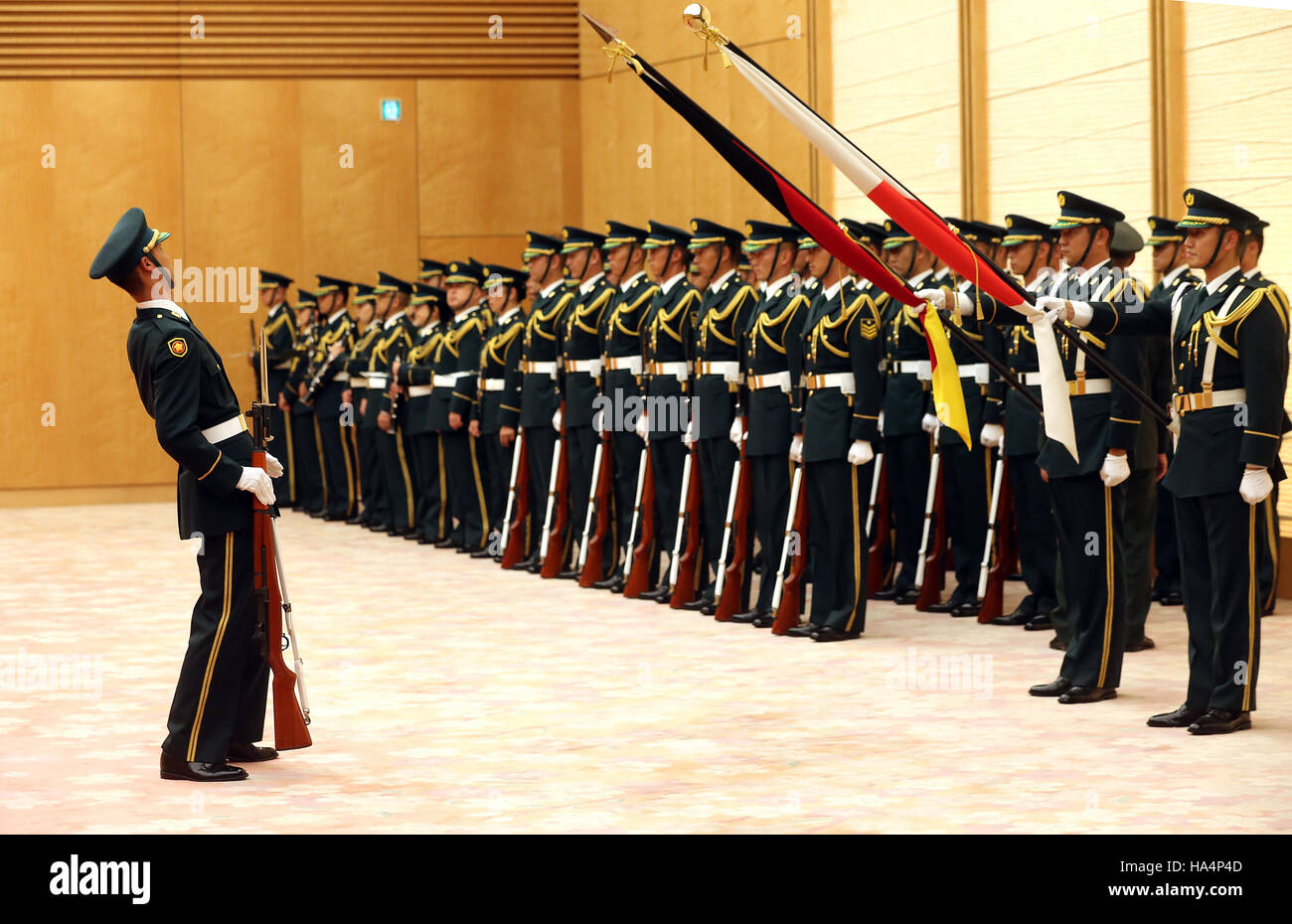 Tokyo, Japan. 14th Nov, 2016. An officer of the Japanese army checks ...