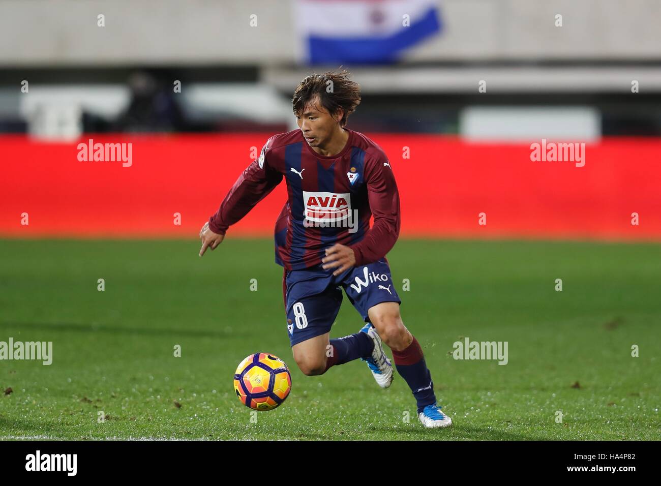 Eibar, Spain. 25th Nov, 2016. Takashi Inui (Eibar) Football/Soccer ...