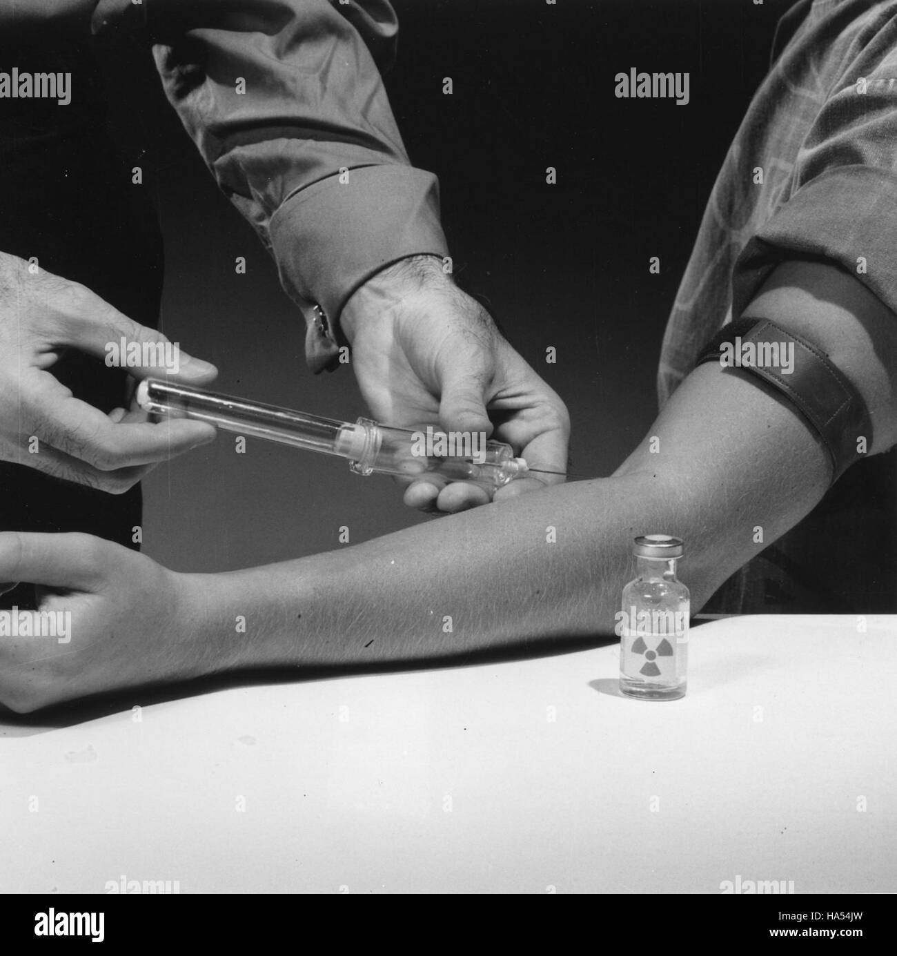 Sustainable solutions Black and White Stock Photos & Images - Alamy