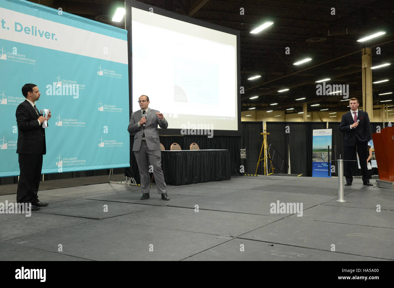 Id policy hi-res stock photography and images - Alamy