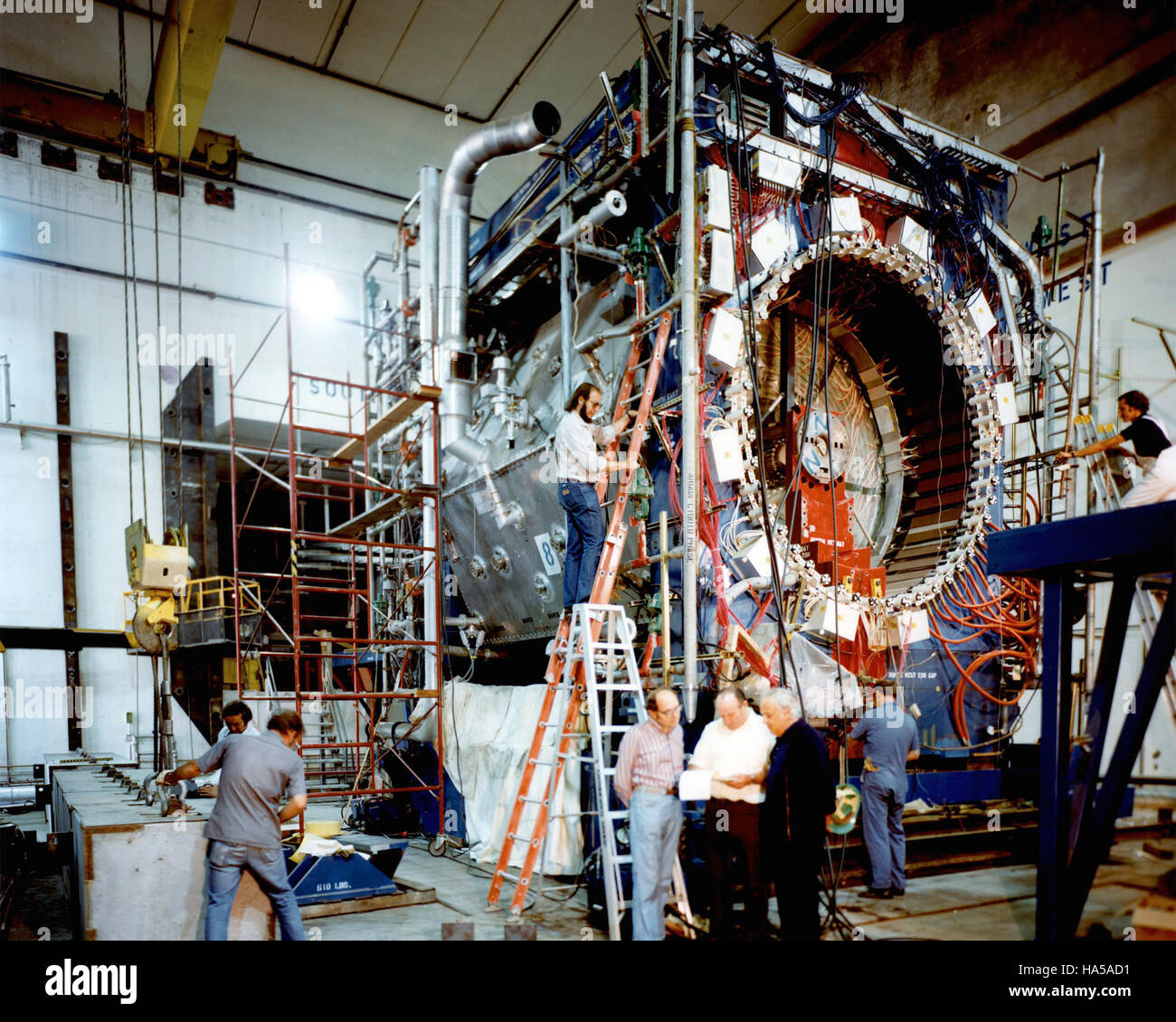 An image from the Department of Energy showing discussions on energy ...