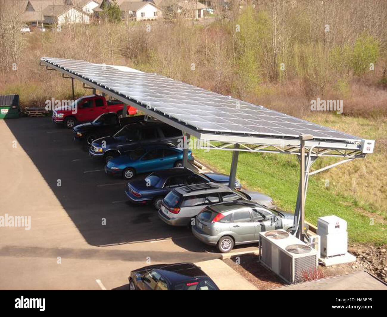 The Grand Ronde Solar Array in Oregon is part of efforts to expand ...