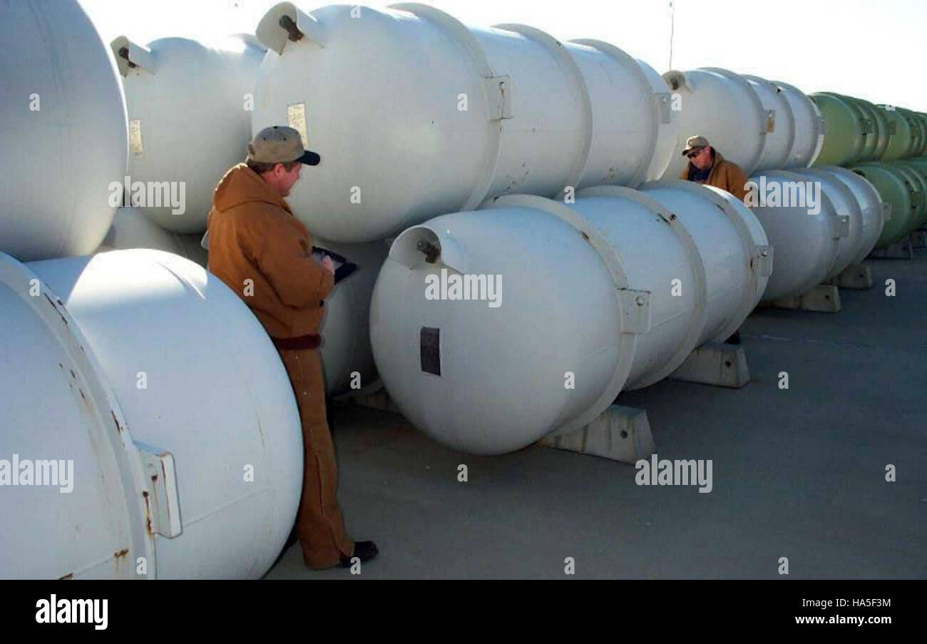 Nuclear energy conversion hi-res stock photography and images - Alamy