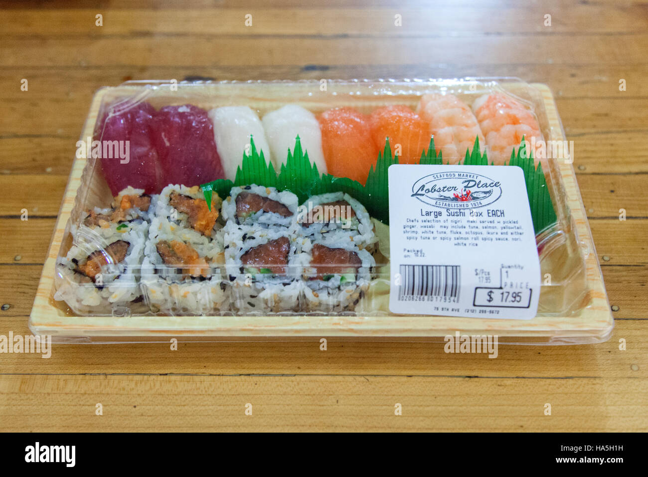 Lobster place chelsea food market hi-res stock photography and images ...