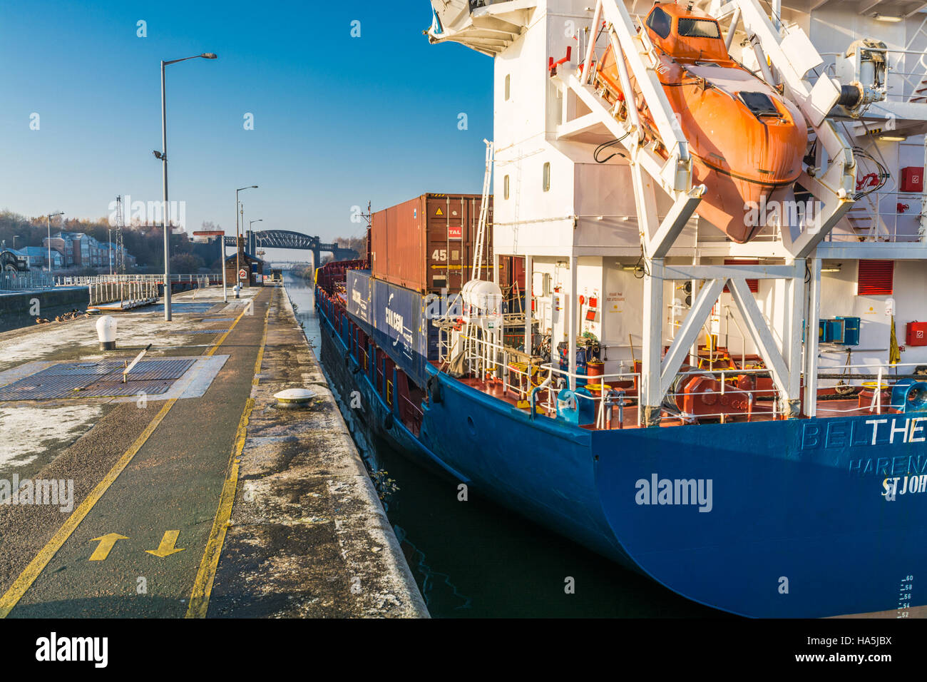 Container ship at Latchford Locks, Latchford, Warrington Stock Photo ...