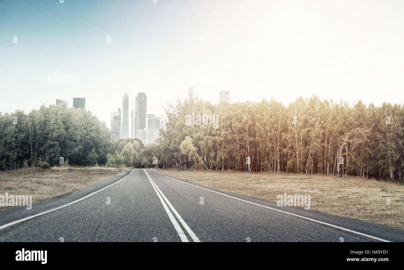 Road to big city Stock Photo - Alamy