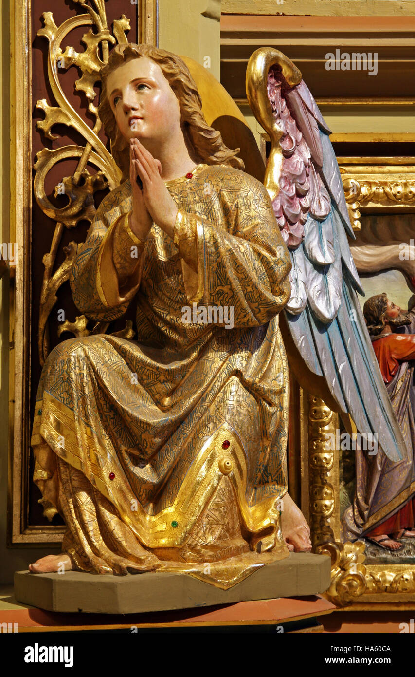 Altar angels hi-res stock photography and images - Alamy