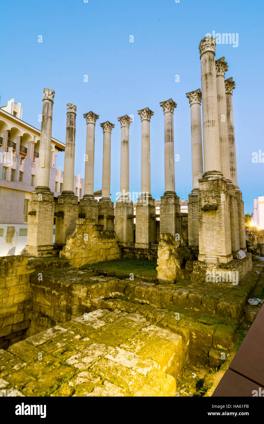 Old roman temple hi-res stock photography and images - Alamy