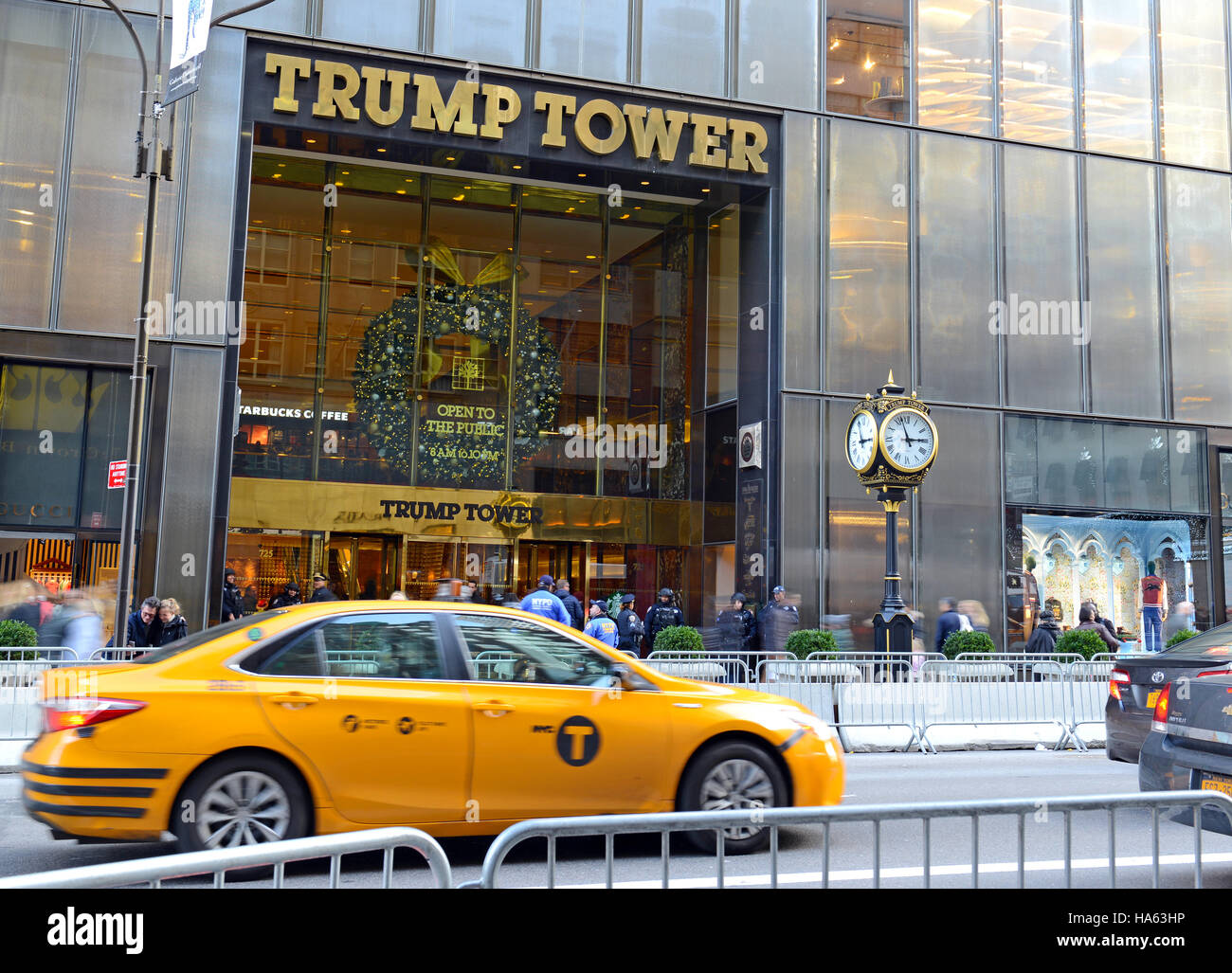 Trump tower new york apartment hi-res stock photography and images - Alamy