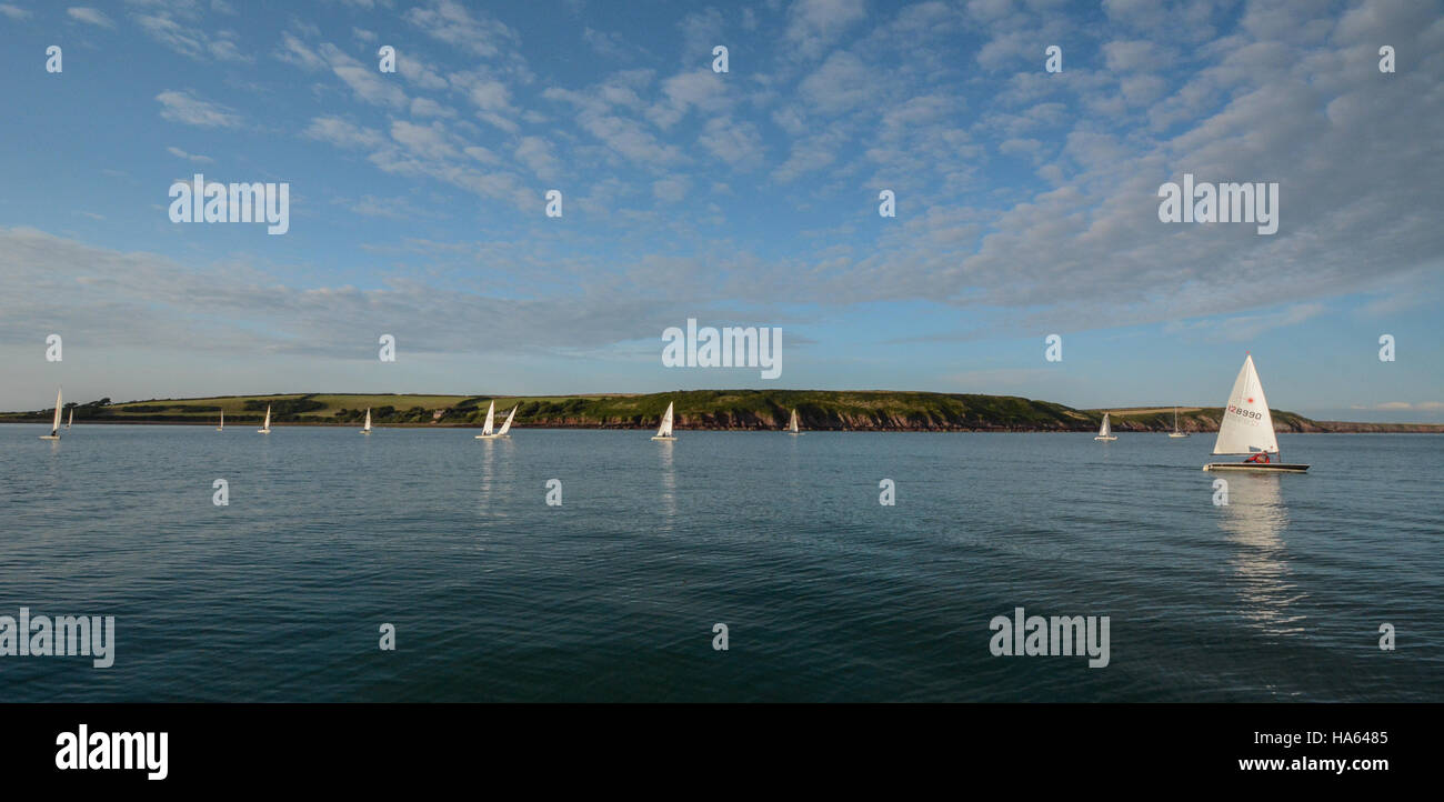 Calm sea under blue sky hi-res stock photography and images - Alamy