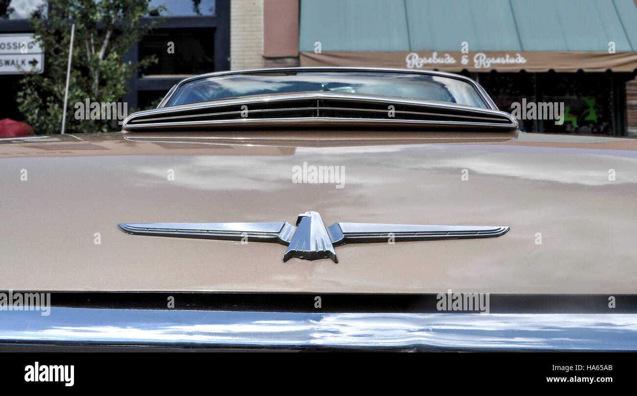 Restored classic cars hi-res stock photography and images - Alamy