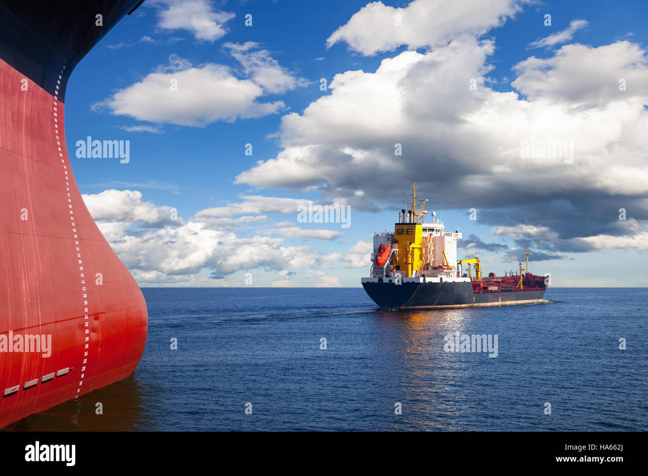 Two sailing ships on collision hi-res stock photography and images - Alamy