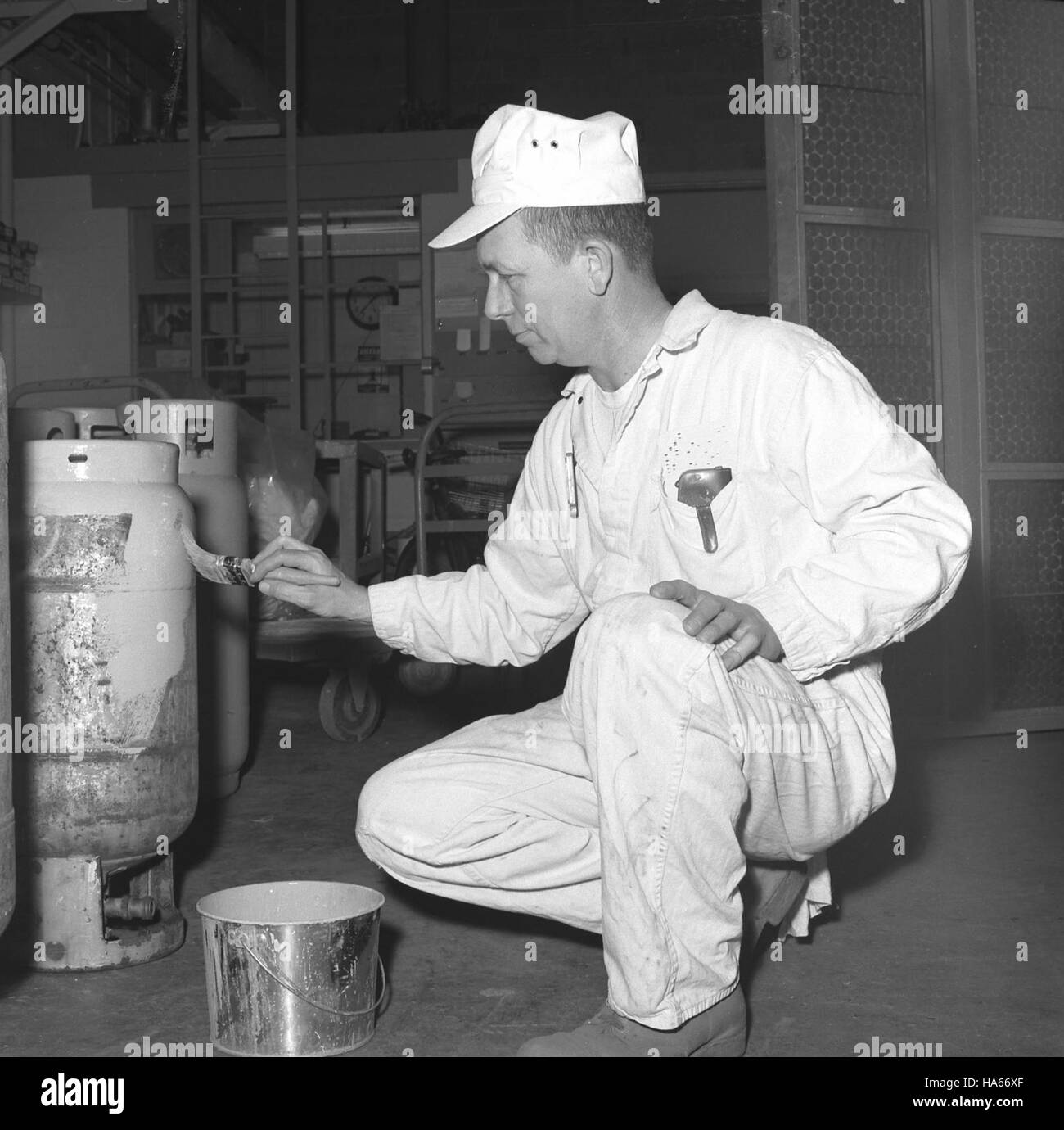 The Federal Energy Management Program (FEMP) works to reduce energy ...