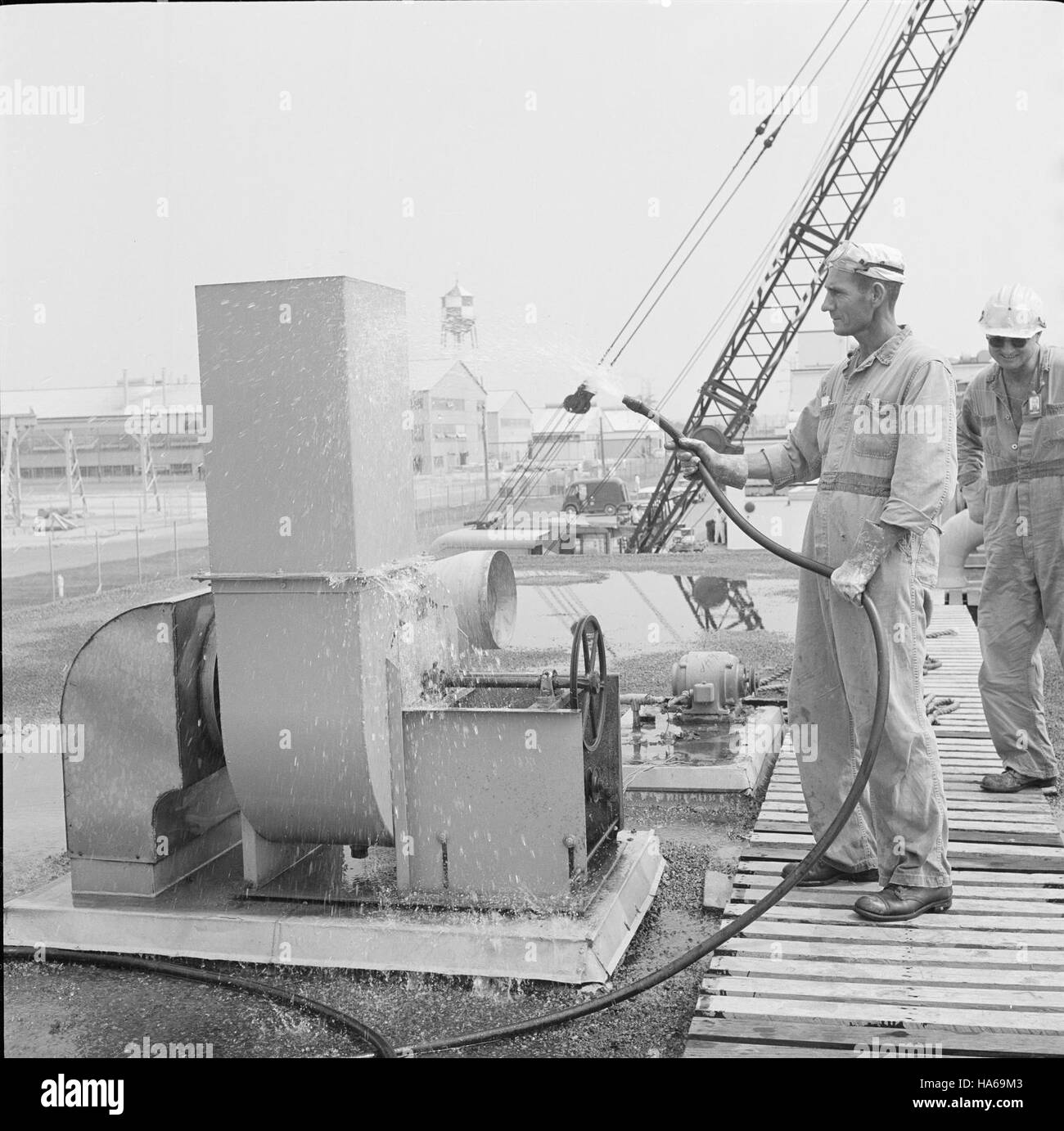 The Federal Energy Management Program (FEMP) helps federal agencies ...