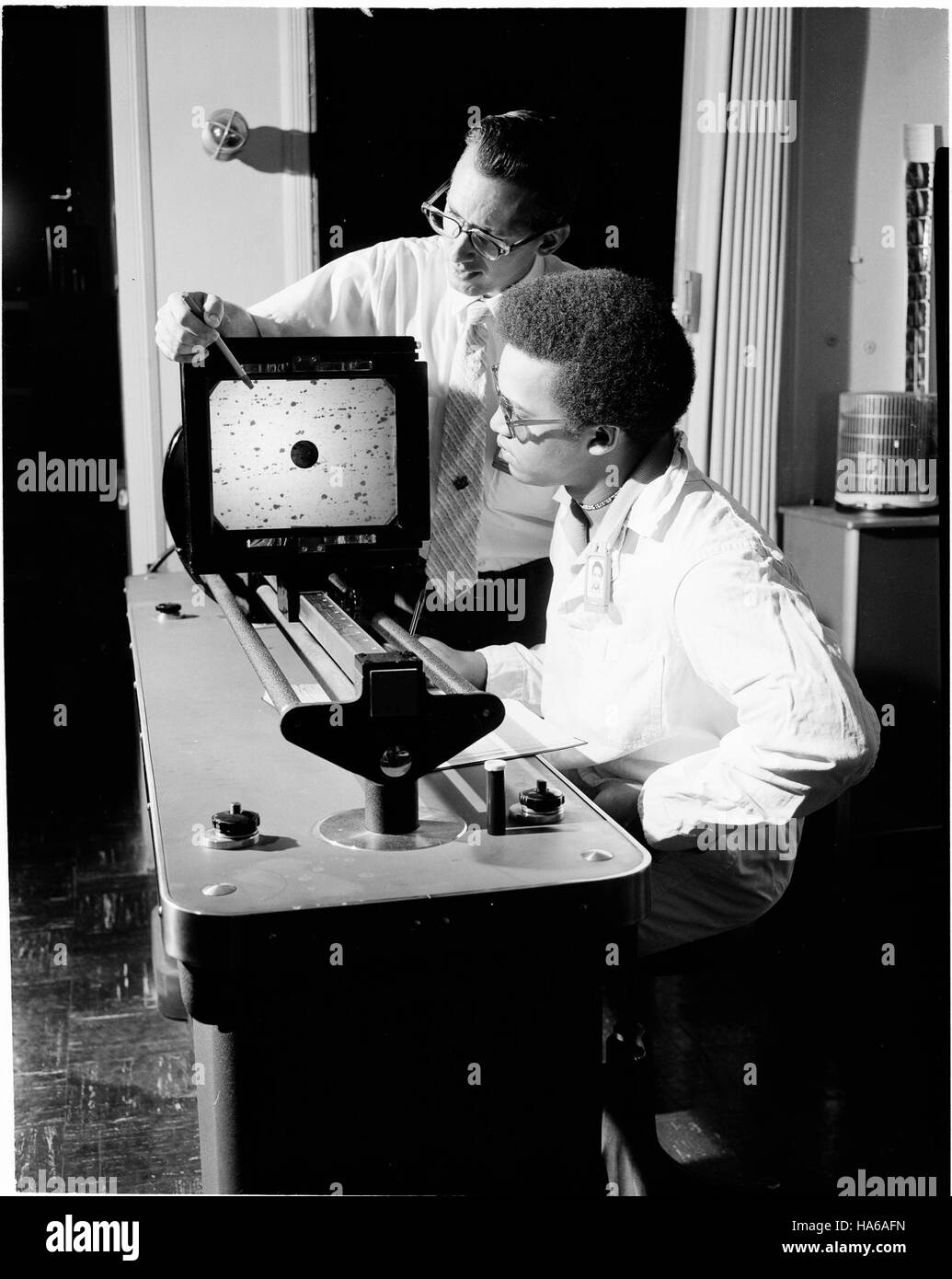 Grid operations Black and White Stock Photos & Images - Alamy