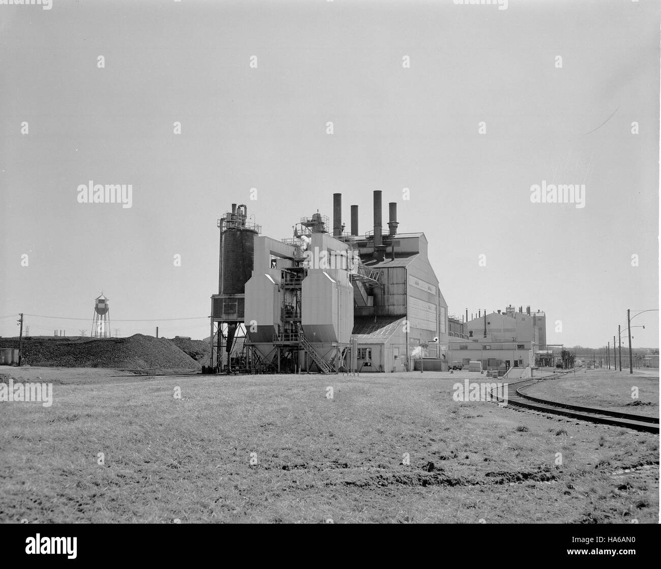 The Federal Energy Management Program (FEMP) aims to improve energy ...