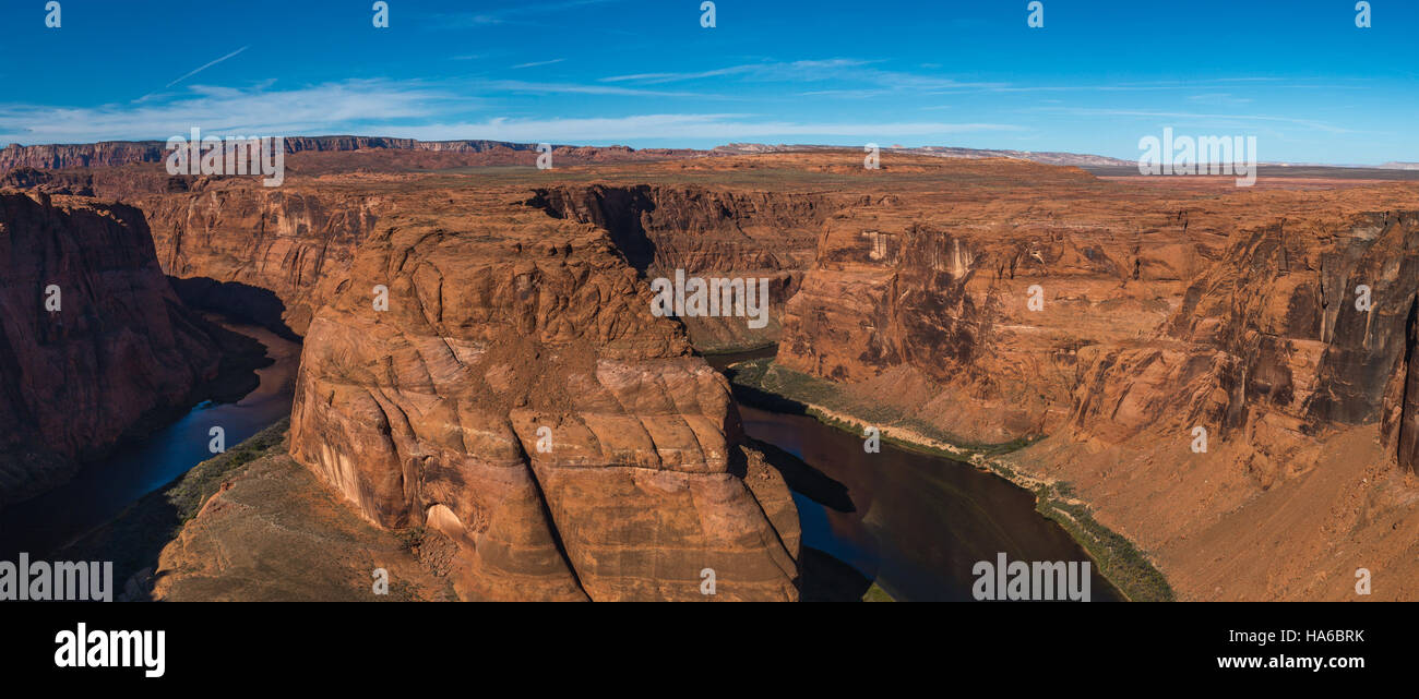 Horseshoe Bend meander of Colorado River in Glen Canyon, Arizona, US ...