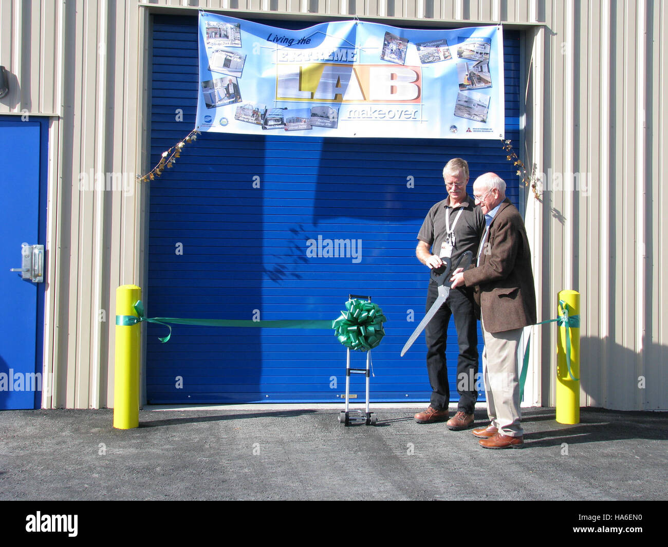 departmentofenergy 7442892722 222-S Lab Ribbon Cutting Stock Photo - Alamy