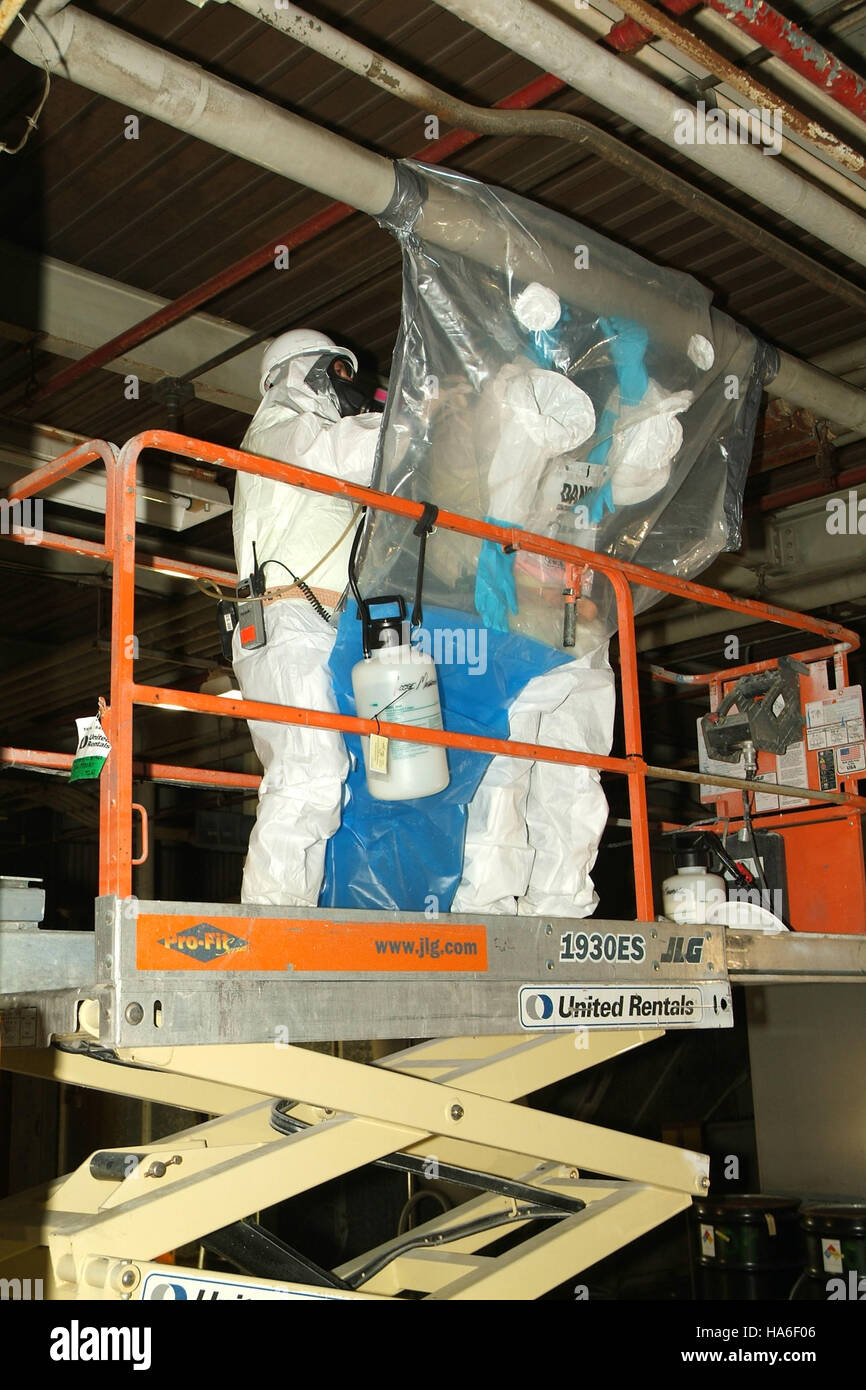 Hazardous material removal worker hi-res stock photography and images ...