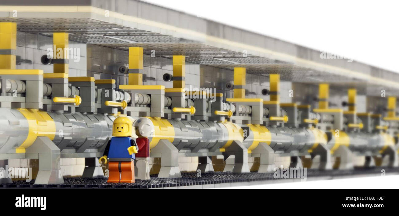 A Lego model of SLAC National Laboratory's Linear Particle Accelerator ...