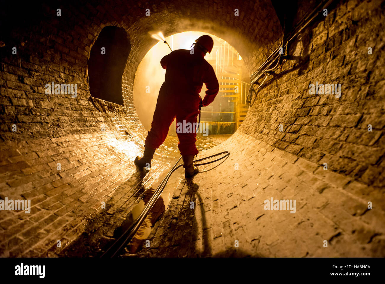 Operative Simon Judd cleaning part of Brighton’s Victorian sewer system ...