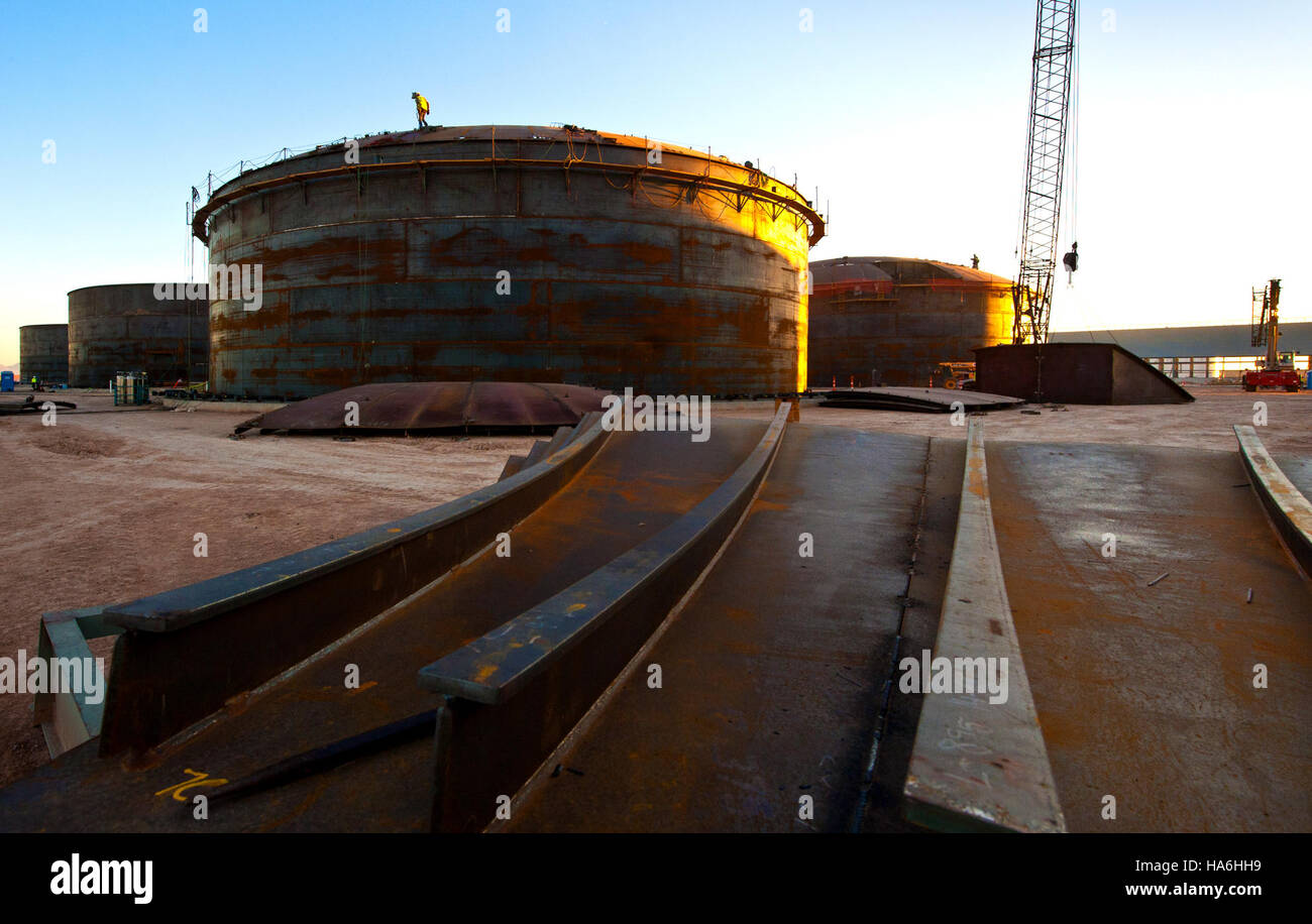 Solana power hi-res stock photography and images - Alamy