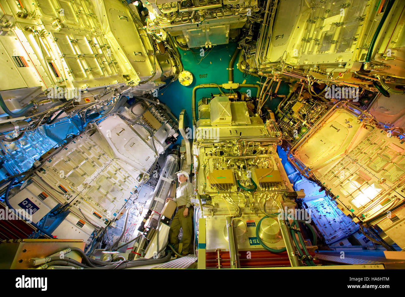 Nif chamber hi-res stock photography and images - Alamy