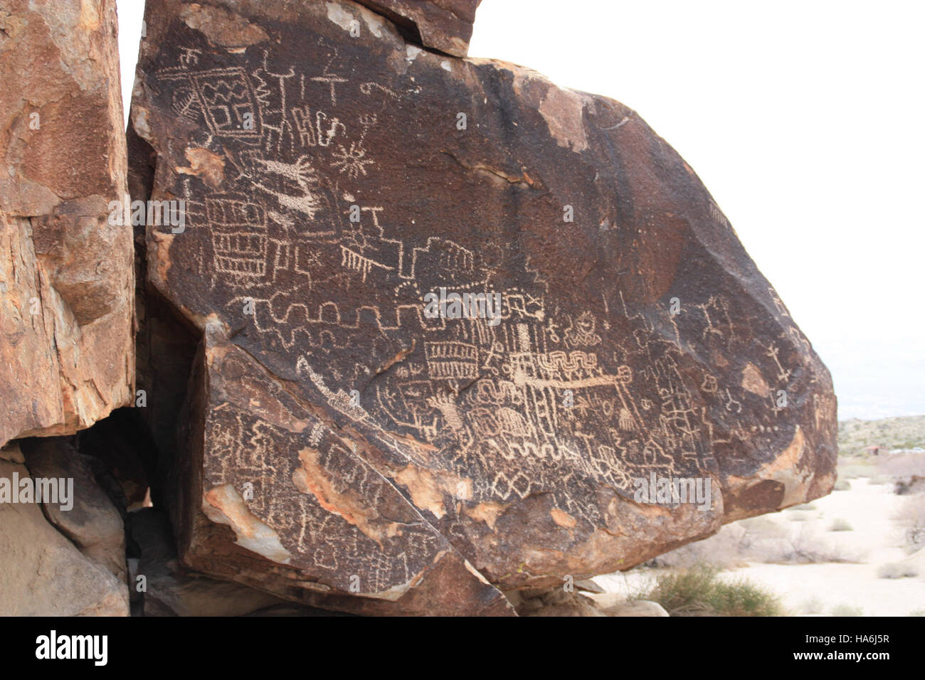 Desert rock art in Nevada, known as 'Many Blackets,' showcases ancient ...